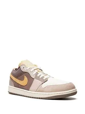 JORDAN Air 1 Low Se Craft Sneakers - Neutrals