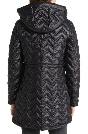 Via Spiga Zigzag Quilt Puffer Jacket - Black