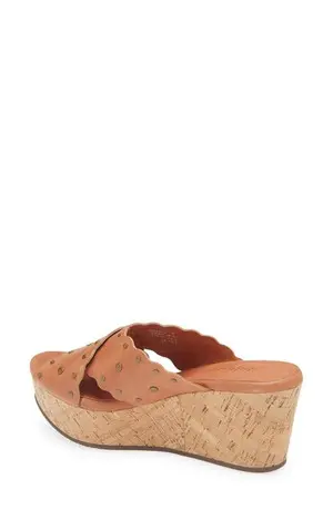 CHOCOLAT BLU Studded Platform Wedge Sandal - Caramel Leather