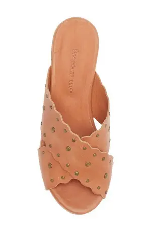 CHOCOLAT BLU Studded Platform Wedge Sandal - Caramel Leather