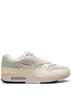 Nike Air Max 1 Hangul Day Sneakers
