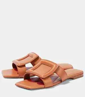 ROGER VIVIER Buckle Leather Sandals - Brown