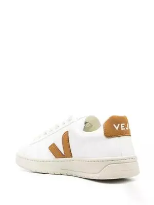 VEJA Urca Low-top Sneakers - White