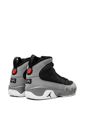 JORDAN Air Retro Particle Grey Sneakers - Black