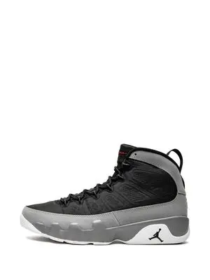 JORDAN Air Retro Particle Grey Sneakers - Black