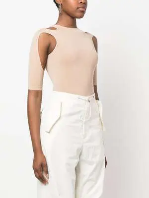ANDREĀDAMO Cut-out Detail Stretch Top