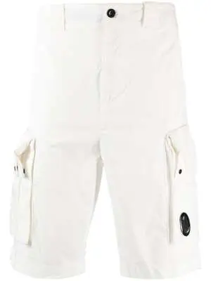 C.P. COMPANY Logo-plaque Cargo Shorts - White