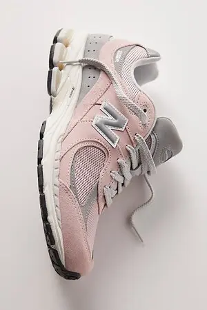 NEW BALANCE 2002r Suede Sneakers - Orb Pink/shadow Grey