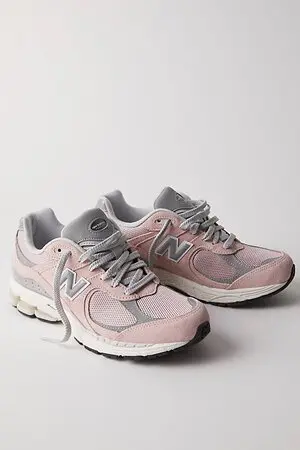 NEW BALANCE 2002r Suede Sneakers - Orb Pink/shadow Grey