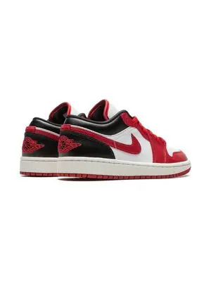 JORDAN Air 1 Low Reverse Black Toe Sneakers - White