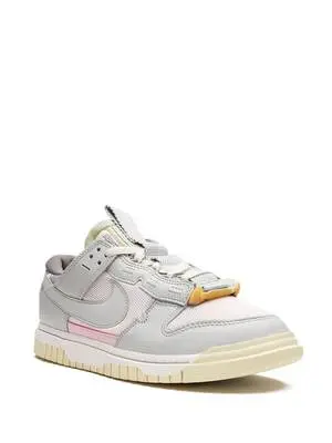 Nike Dunk Low Remastered Sneakers