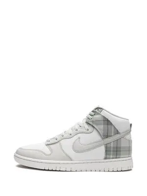 Nike Dunk High Plaid Sneakers - Grey