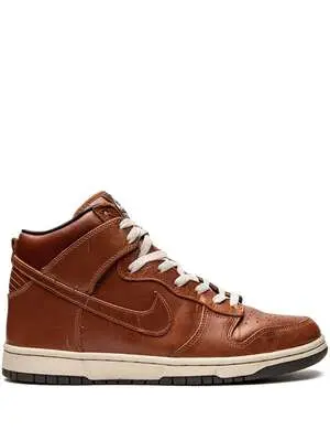 Nike Dunk Hi Premium Sneakers - Brown