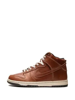Nike Dunk Hi Premium Sneakers - Brown