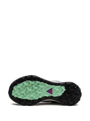 Nike Lowcate Low-top Sneakers
