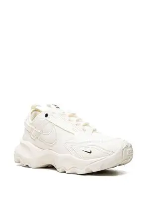 Nike Tc 7900 Sneakers - White