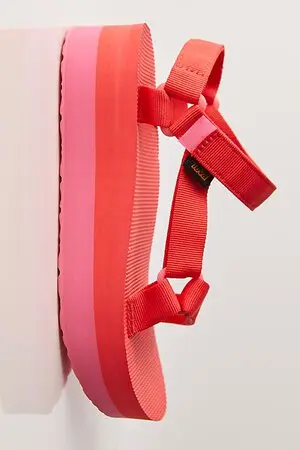Teva Flatform Universal Sandals Hot Pink