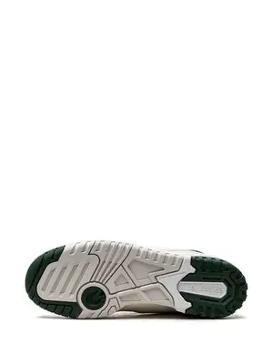 NEW BALANCE 550 Sea Salt Pine Green Sneakers - White
