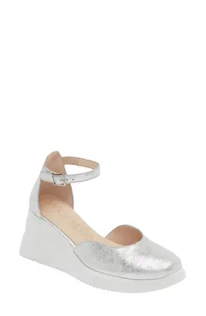 WONDERS Metallic Wedge Sandal - Silver