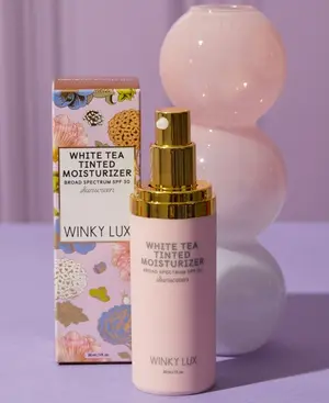 WINKY LUX White Tea Tinted Moisturizer Spf 30
