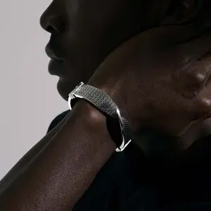 John Hardy Carved Chain Twisted Bangle