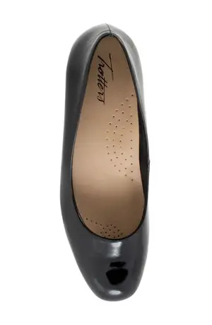 Trotters Pump
