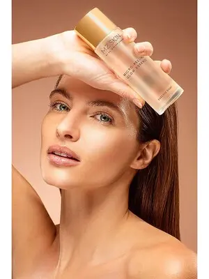 MZ SKIN Micro-peeling Glow Essence