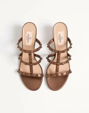 Valentino Garavani Rockstud Slide Sandal - Bronze