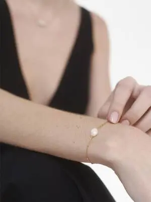 Monica Vinader Nura Tiny Pearl Bracelet
