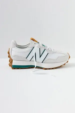 NEW BALANCE 327 Sneakers