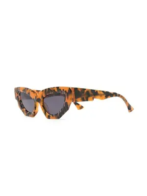 KUBORAUM Cat-eye Frame Sunglasses
