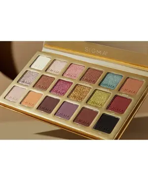 SIGMA BEAUTY X Diana Saldana Eyeshadow Palette