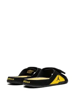 JORDAN Retro Thunder Slides