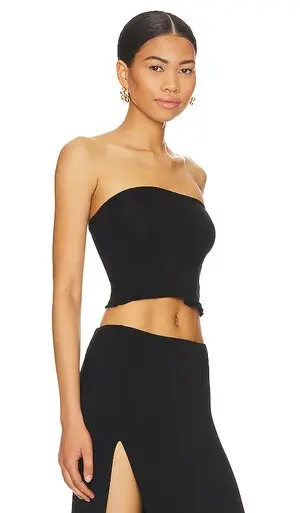 INDAH Minimal Bandeau Top