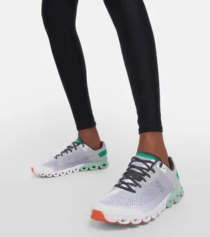 On Cloudflow Sneakers