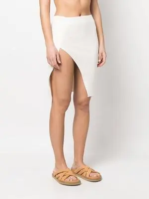 LANEUS Ribbed Knit Asymmetric Midi Skirt - White