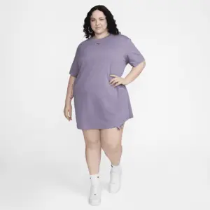 Nike Sportswear Essential Short-sleeve T-shirt Dress