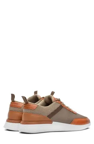 Wolf & Shepherd Crossover™ Victory Sneakers - Khaki
