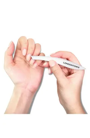 LONDONTOWN Cuticle Pusher