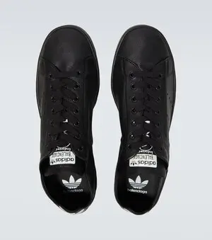 adidas gazelle silver green womens Adidas Balenciaga x Stan Smith Core White Green (ID7564) main image 1