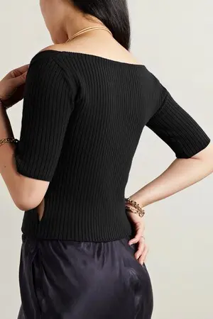 THE ROW Grais Cropped Wool Top