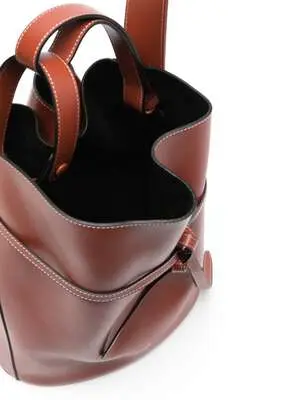 NEOUS Sigma Bucket Bag