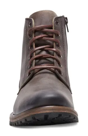 Eastland Hoyt Zip Plain Toe Boots