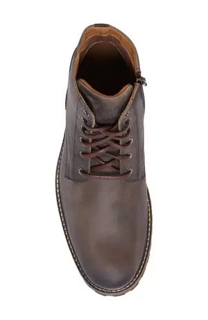 Eastland Hoyt Zip Plain Toe Boots