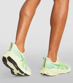 Asics Novablast 3 Trainers