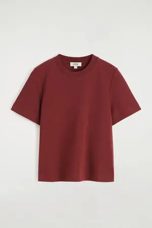 Cos COS "Clean Cut" Regular T-Shirt In Premium Organic Cotton Red
