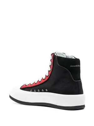 Alexander McQueen Tread Slick Lace-up Sneakers - Black