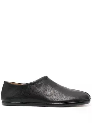 MAISON MARGIELA Tabi Slip-on Loafers - Black