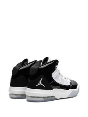 JORDAN Max Aura Sneakers