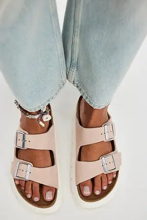 BIRKENSTOCK Arizona Chunky Sandals Light Rose